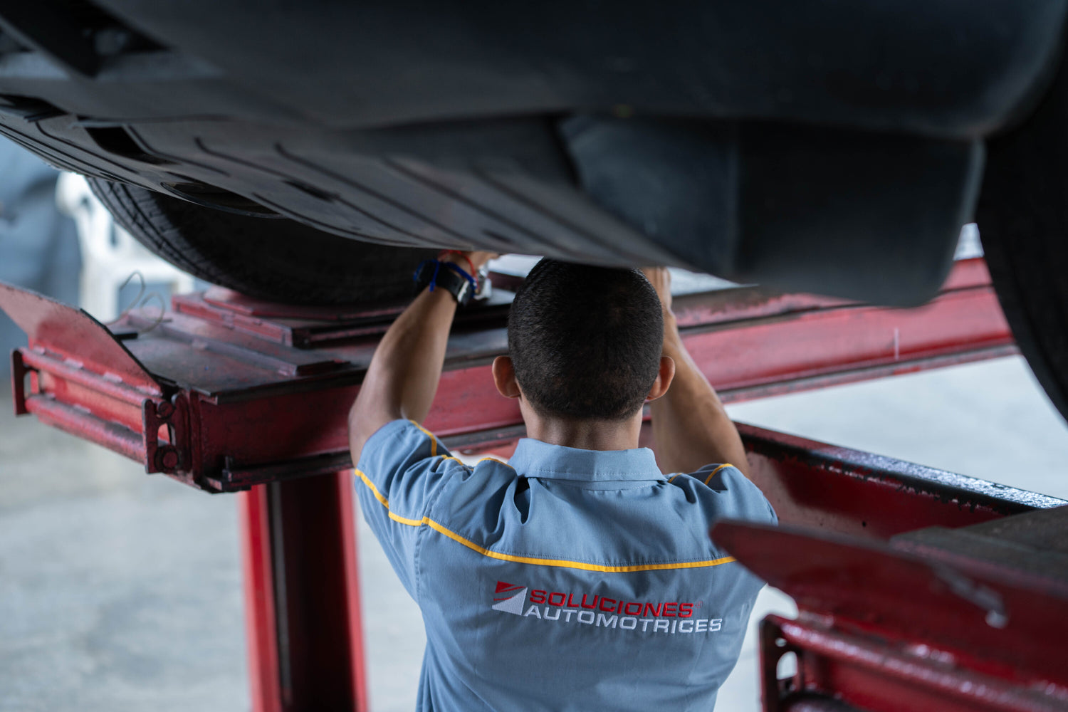 SOLUCIONES AUTOMOTRICES